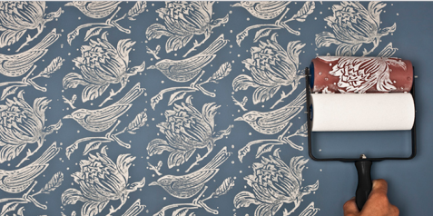 How to use patterned paint roller to paint your wall?